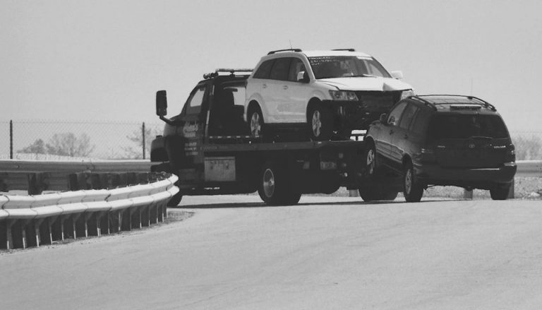 Tow truck company advertising made easy! | Lift Marketing Group